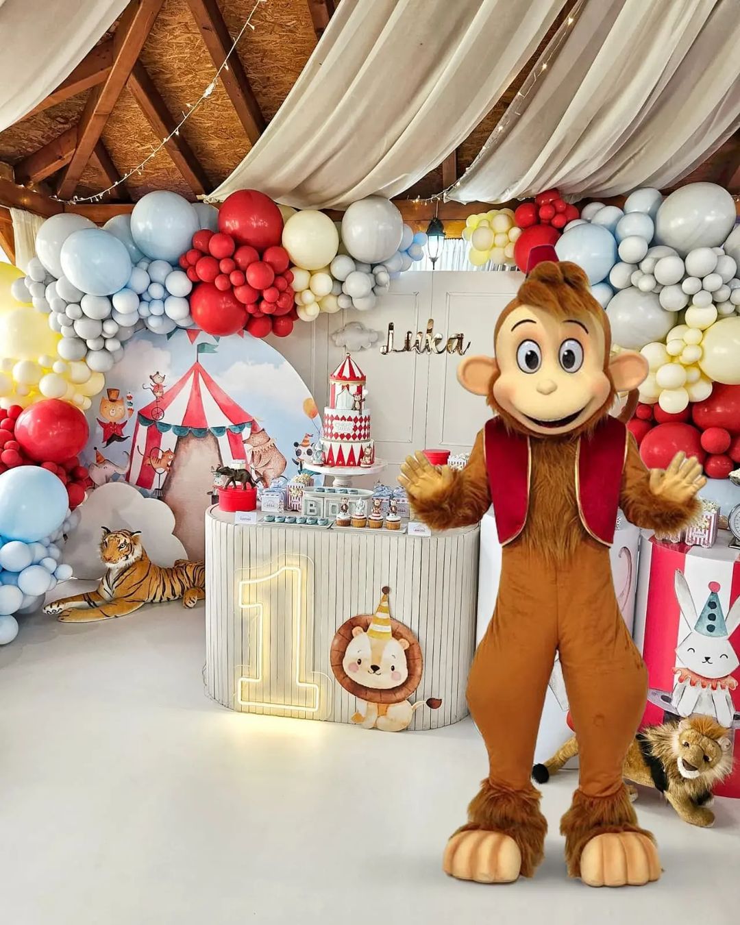 Luksuzne Maskote – Preko 40 maskota ekskluzivnog dizajna.